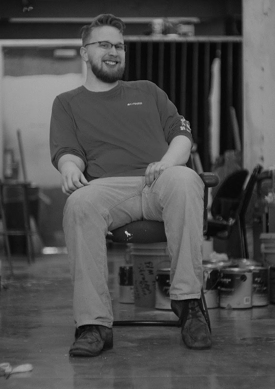 in studio – Reid Hartsell – Artist